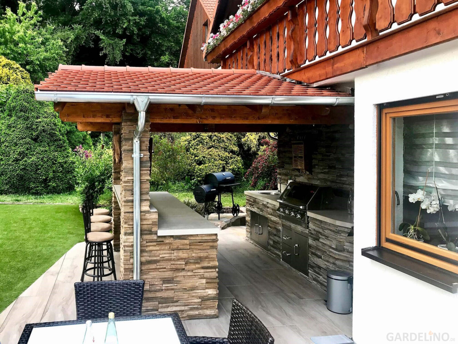 BeefEater Grillküche mit Bar